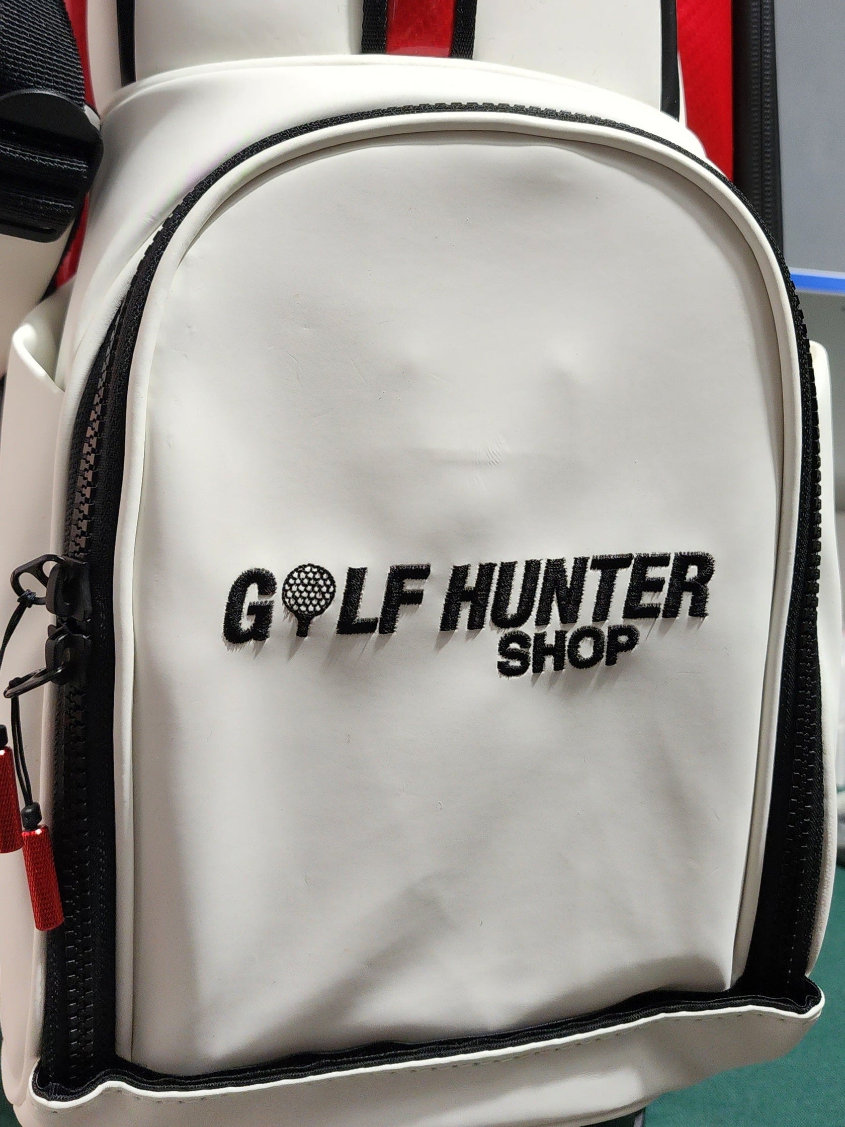 Customized Golf Bags: Add a Personal Touch to Your Golf!